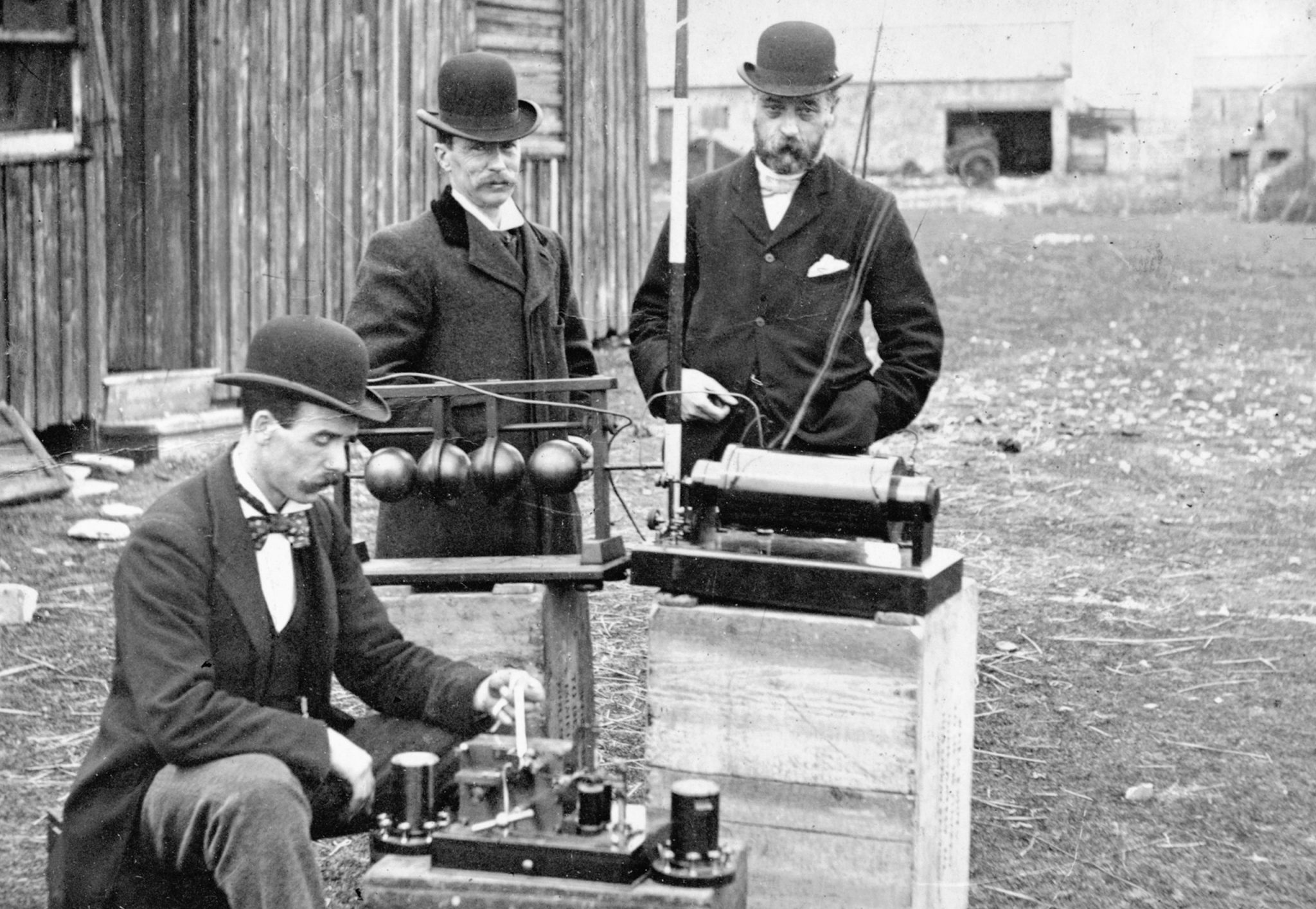AI: ⚡📜 Morse (Telegraph), 📞🗣️ Bell (Telephone), and 📡🌊 Marconi (Radio ...